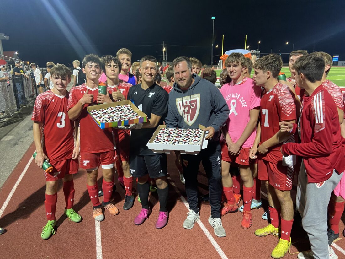 Tonganoxie High boys soccer has 5 on all-league squad | News, Sports ...